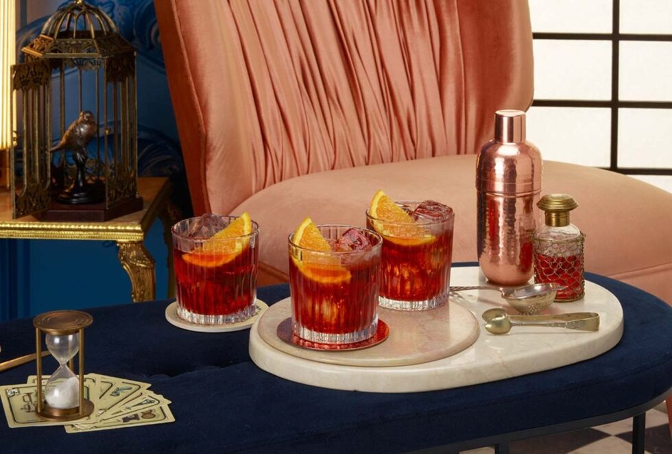 Varma och kalla gin-drinkar för vinterns högtider - Metro Mode