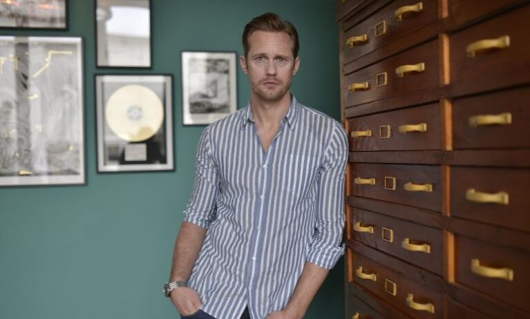 Alexander Skarsgård om att vara pappa: "Ovant" - Metro Mode